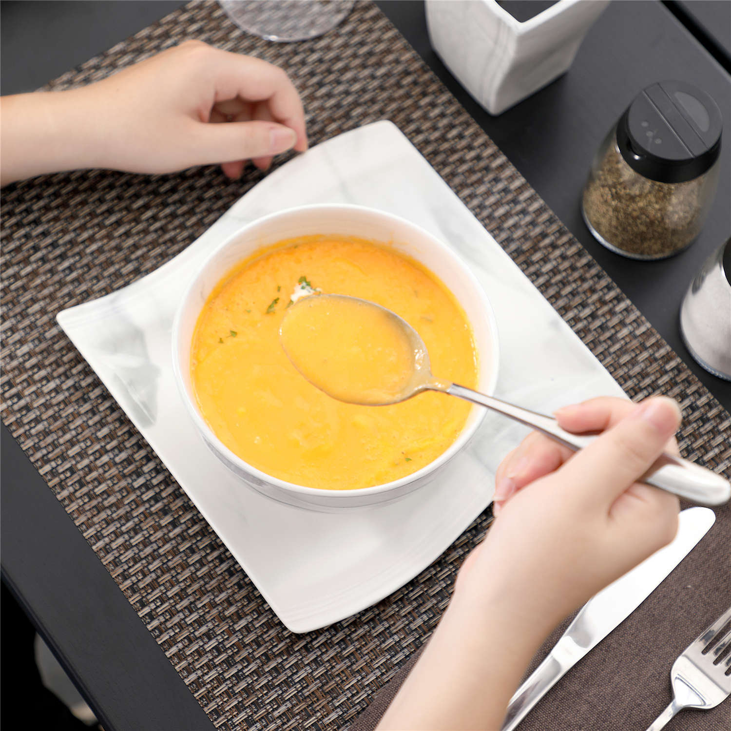 Elevate Your Table Setting with Porcelain Serving Dishes